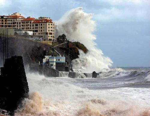 La ola más grande medida en España - Revista del Aficionado a la ...